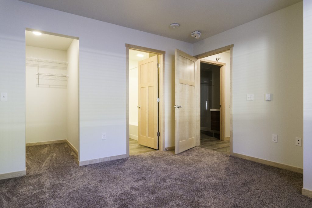 Sunset Terrace Apartments - Roush Rentals